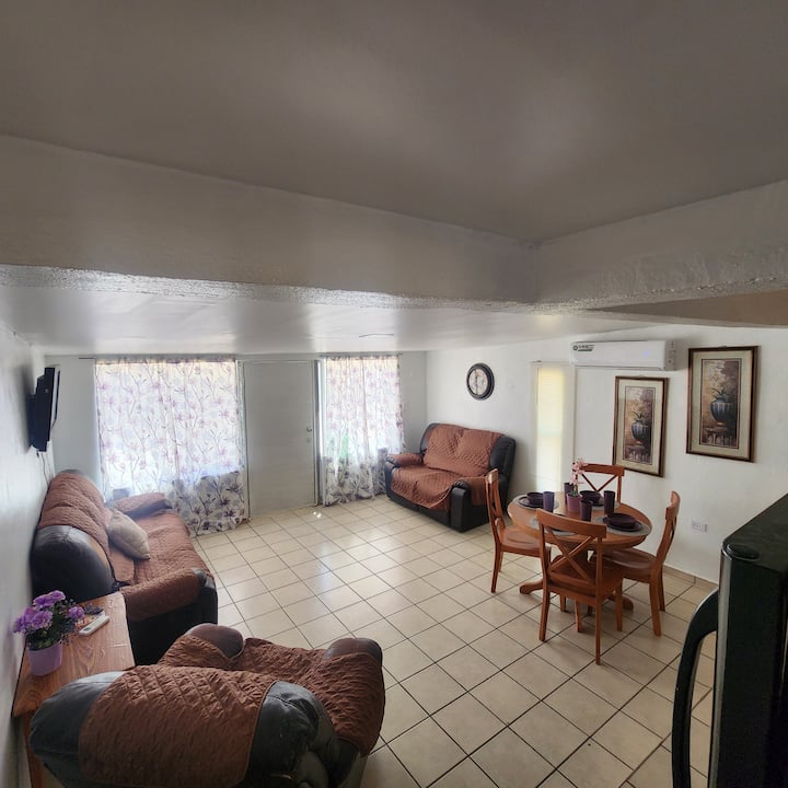 La Casa Rosa - Douglas, AZ