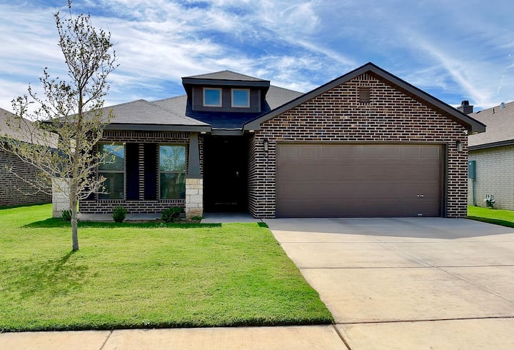 Home In West Lubbock - ラボック, TX