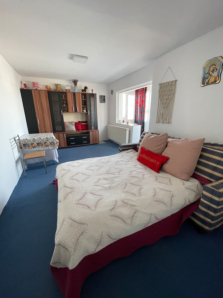 Apartament Complet Utilat șI Mobilat - Siret