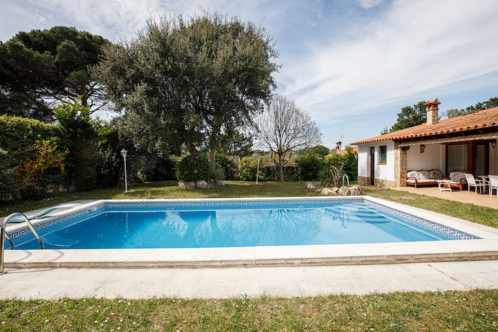 Casa Con Piscina En Can Carbonell - Sils