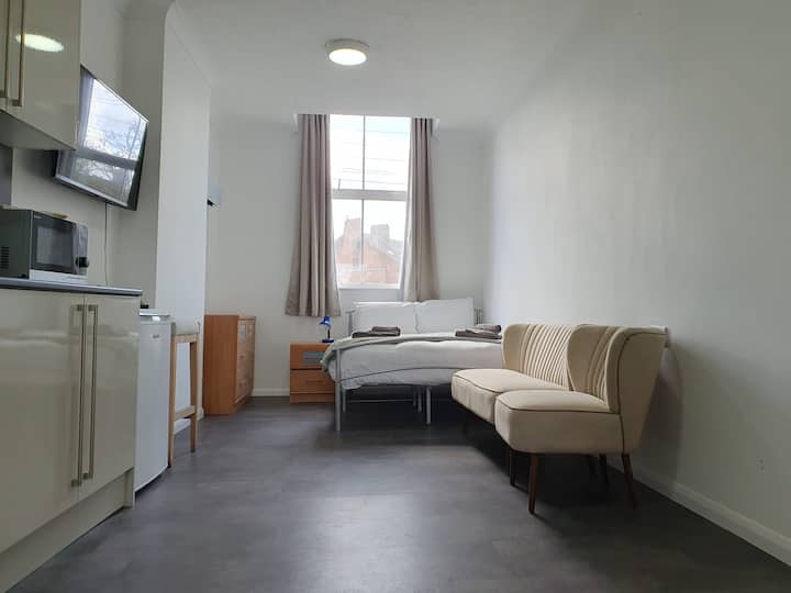 4-bed Serviced Apartment | Sleeps 5 | King’s Lynn - King's Lynn