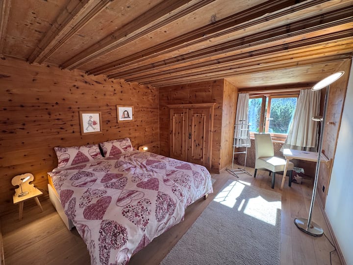 4 Pers. - 2 Zimmer - Guarda - B & B - Privates Bad - Scuol