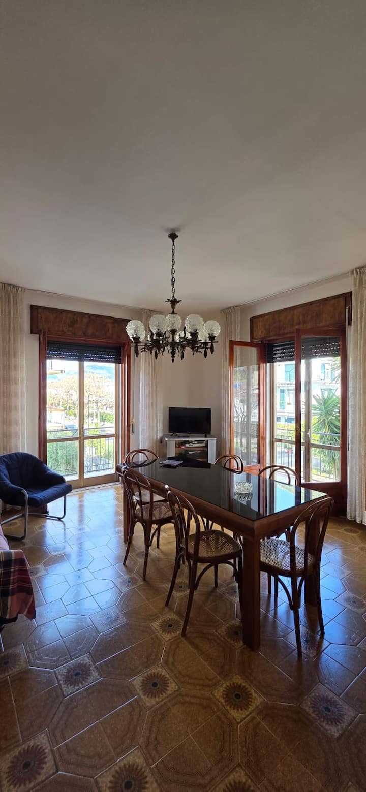 Casa Fronte Mare - Praia a Mare