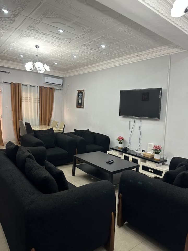 Avec Ascenseur - Guinea