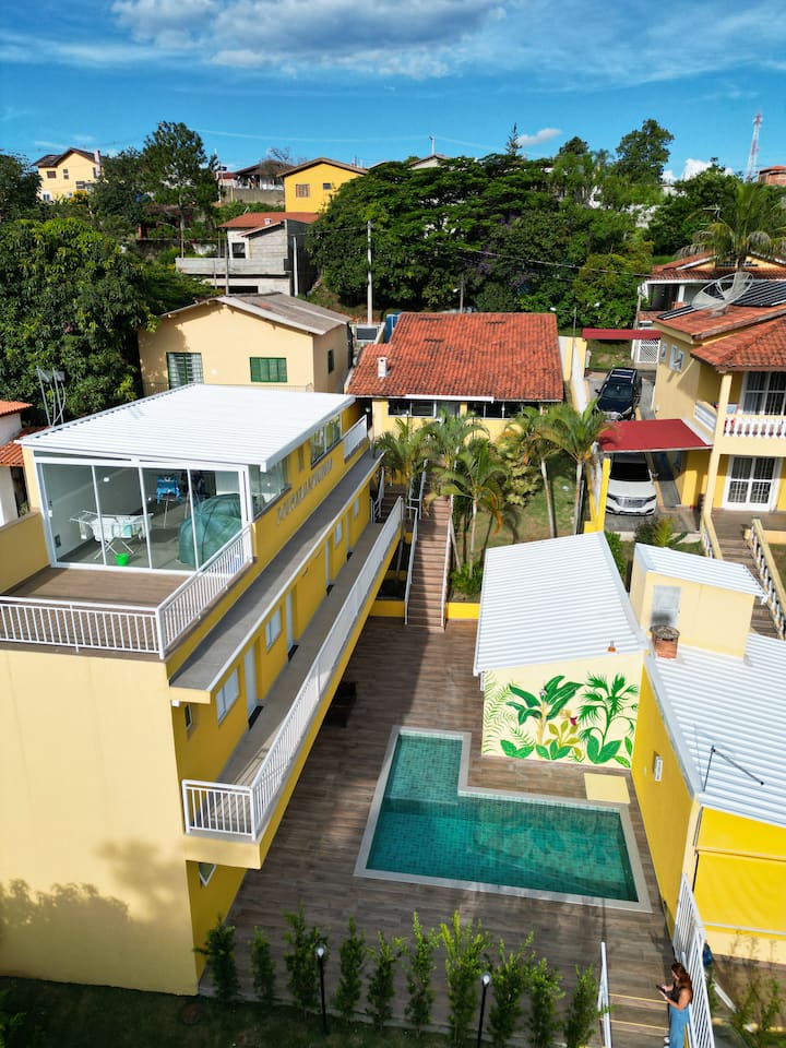 Suite 8 / 1ºandar/piscina/ar Cond/12min De S.negra - Amparo