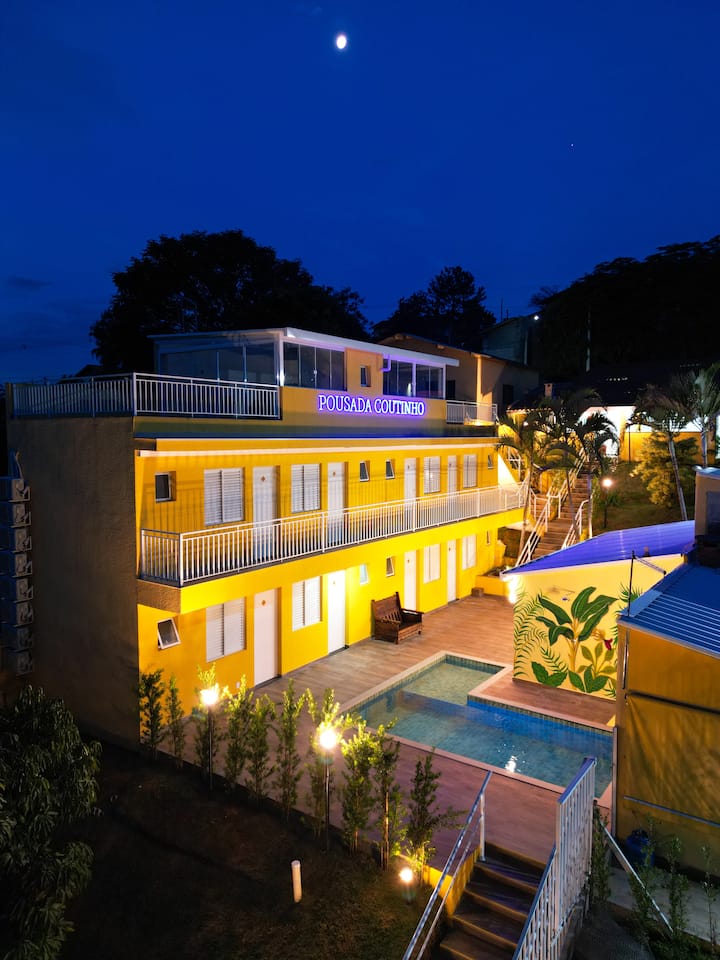 Suite 3 Térreo/ Piscina/ Ar Cond/ 12min De S.negra - Amparo
