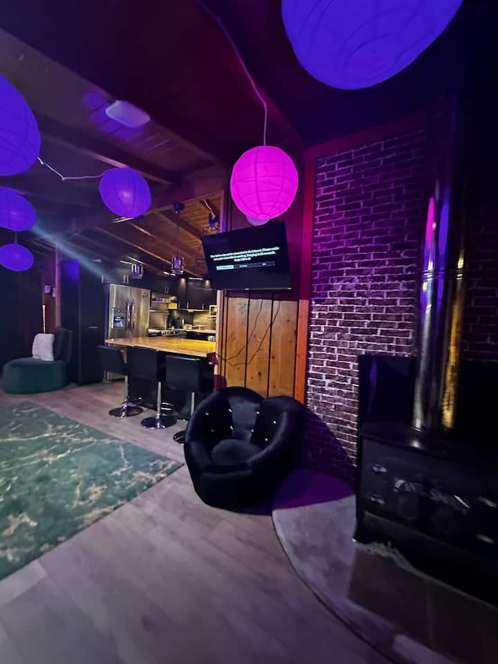 13lacksheep : Mini-chalet - Mirabel