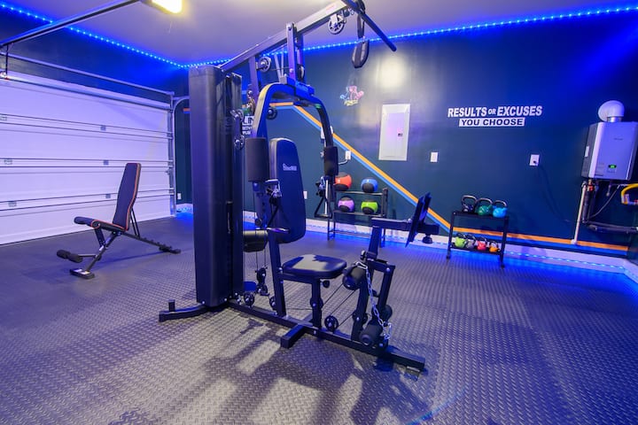 Gym Space | Game Room | Firepit Backyard - Tomball, TX