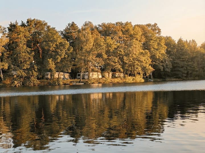 Glampingzelte Auf Naturcampingplatz Am See - Luckau