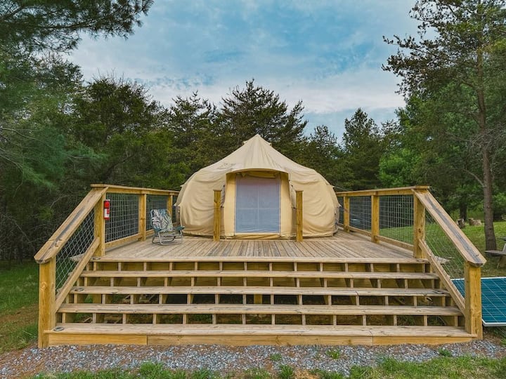 Glamping Stay With The View Of The Sunrise - Floyd, VA