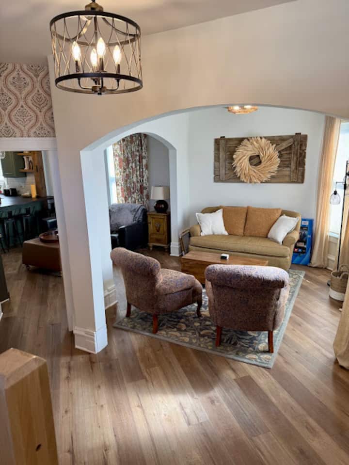 Haven 306 - Decorah, IA
