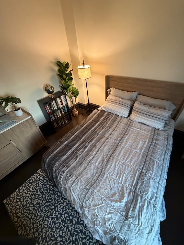 Charming 3rd Floor Penthouse 2br Near Downtown - Scranton, PA