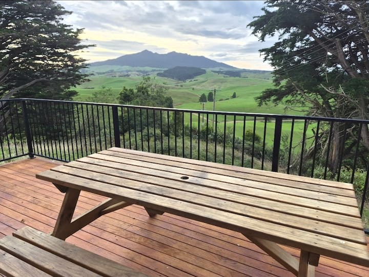Space To Breathe - Te Mata Country House - Raglan