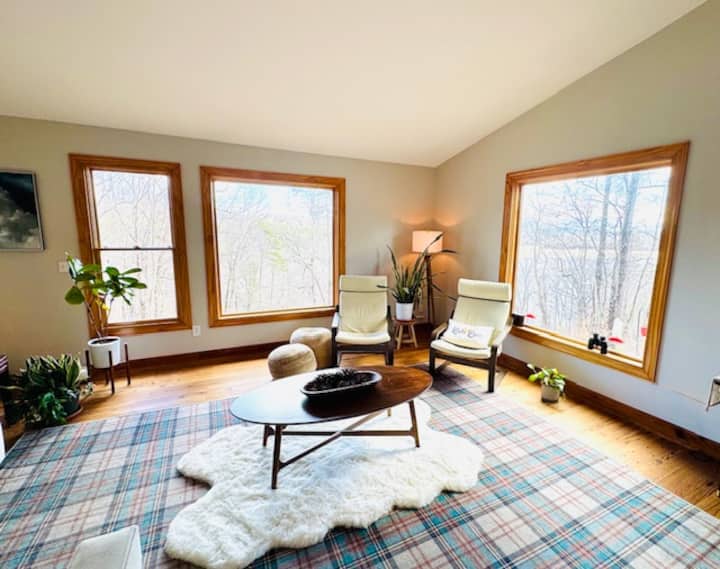 The Water And Woods House At Lake Lure - Lake Lure, NC