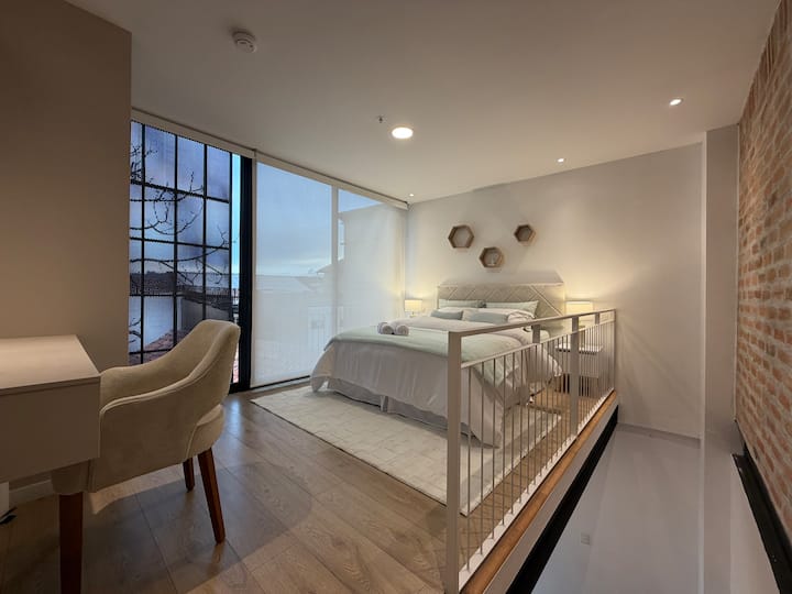 Loft Moderno Y Elegante En El Corazón De Cuenca - Cuenca