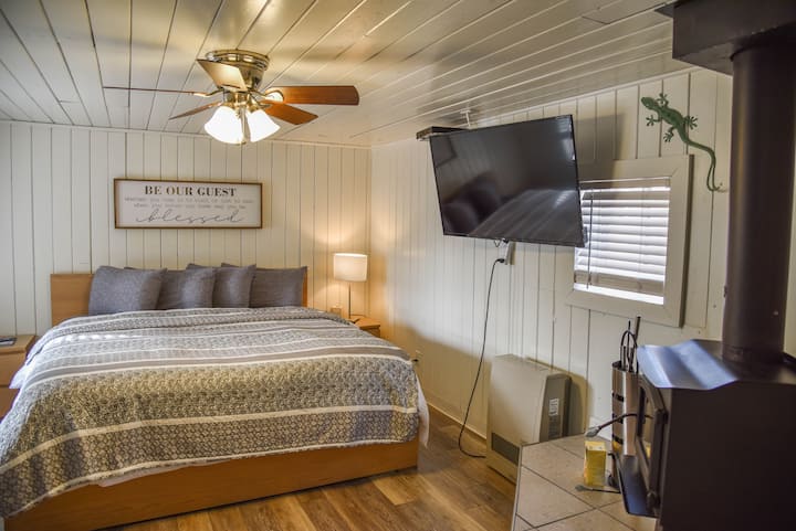 Mountain Song Cabin 1 (Pioneer #7) - Red River, NM