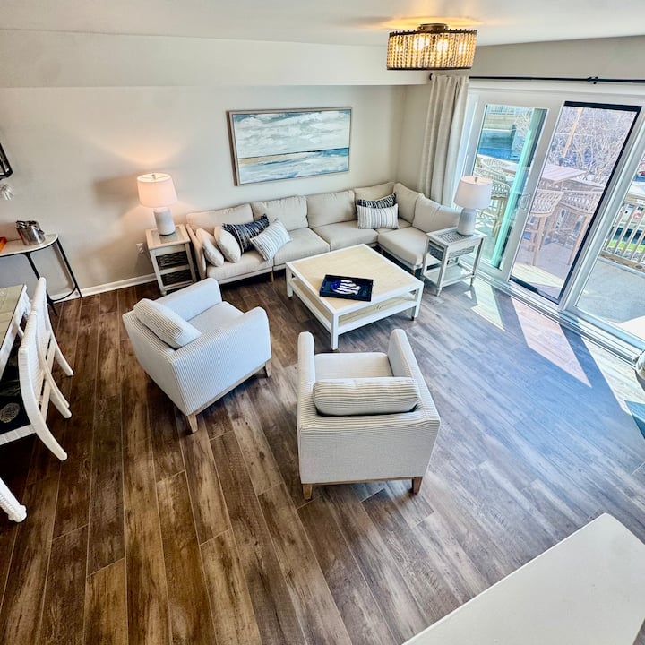 Dewey-new- Completely Renovated-1 Block To Beach - Dewey Beach, DE
