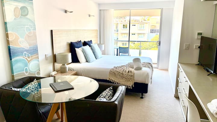 Hastings Street Prime- Steps To Main Beach & Shops - Noosaville