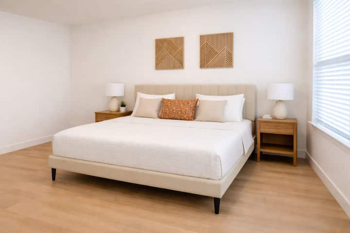 Homey Workerfriendly 2br Space + Gym, Pool & Lndry - 텍소마 호