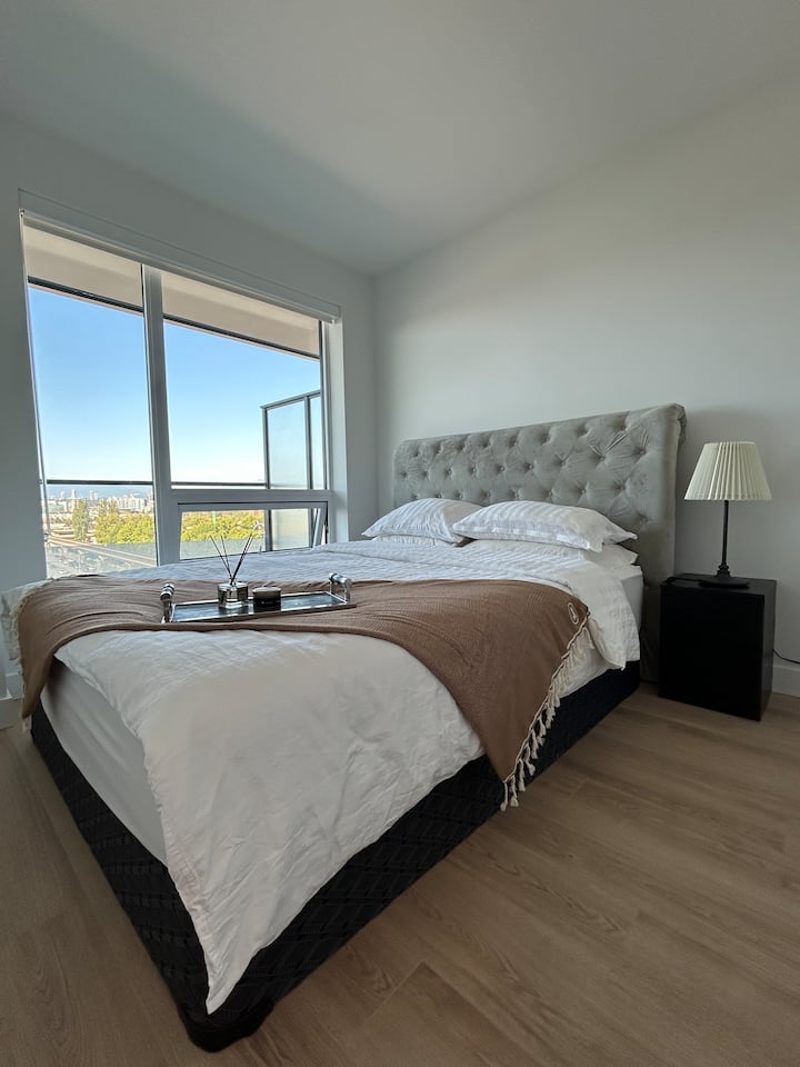 Bright 1b1b Condo/richmond - 리치먼드