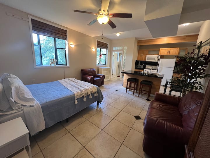 Green Ravine Private Retreat - Folsom, CA