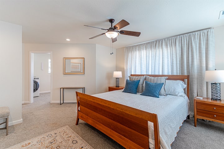 Spacious 2-story 3br/2ba Home | Extended Stay Seb - Sebastopol, CA