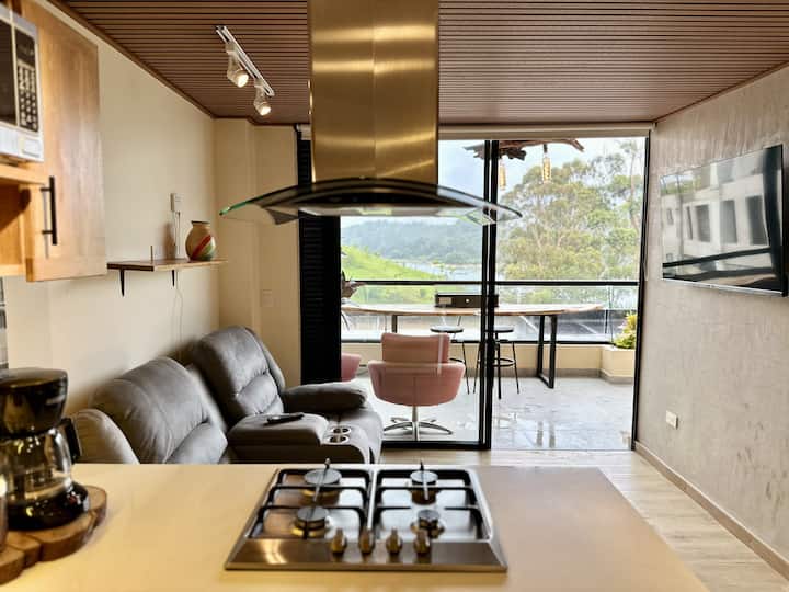 Apto Con Terraza Y Jacuzzi Vista Embalse - Guatape