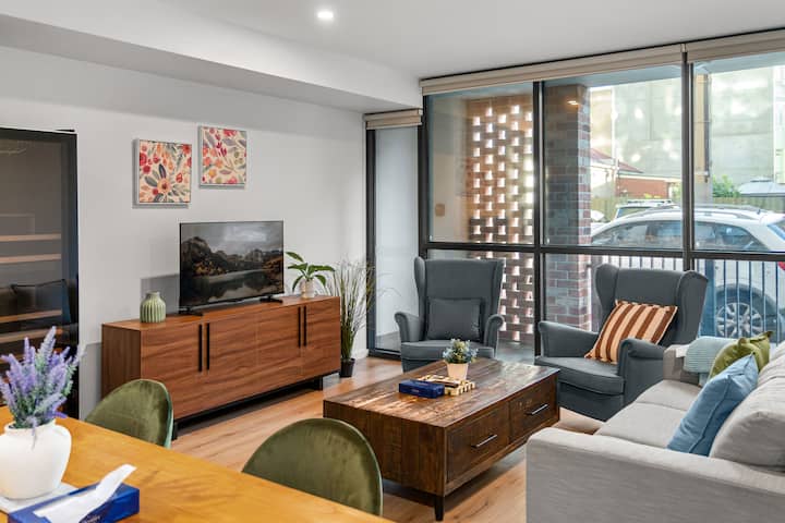 2br Apt Nearby Chinatown Free Parking/pool - Adelaide Oval
