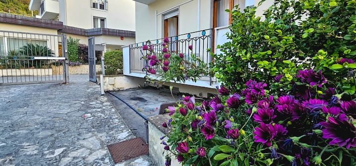 Central Comfort Steps From The Beach – Sperlonga - Sperlonga