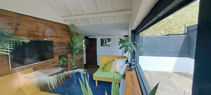 Shoreside Beach House (Nethertown Sleeps 4) - St Bees