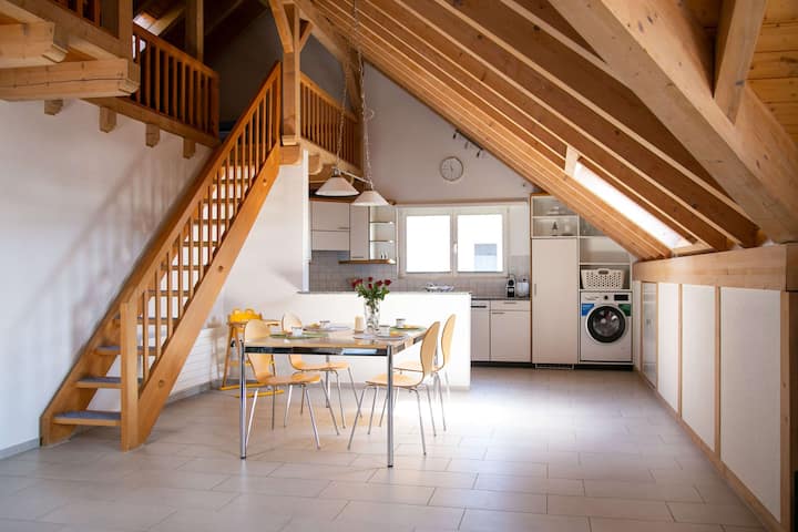 Mountain View Attic Apt Goldiwil|balcony & Parking - Thoune