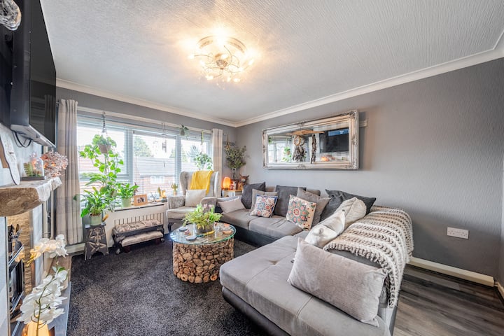 Apartment Sleeps 2 With Garden And Parking - Rochdale