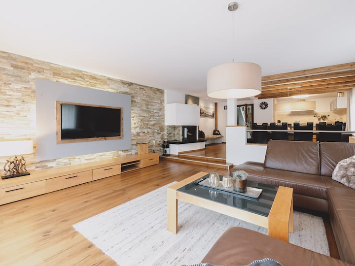 Chalet Naila, Private Chalet With Sauna & Garden - Zell am See