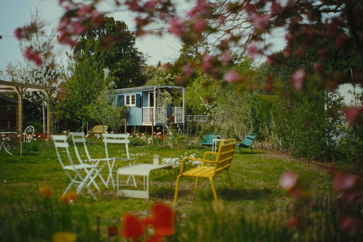 Pipowagen In 'T Hof Van Herlegem - Gante