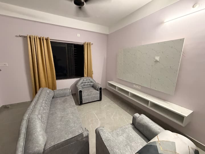 Baizus Urban Stay 3bhk (1) Flat In Pradhan Nagar - Siliguri