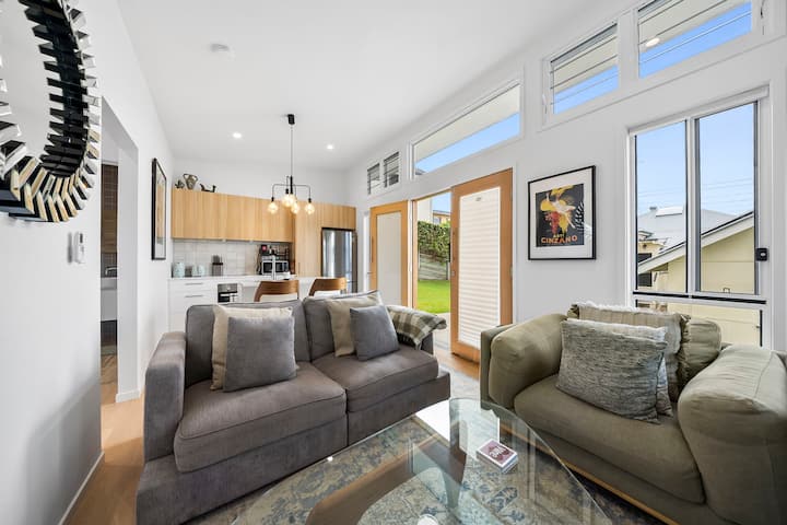 Private 1br Flat In Bulimba - Backyard Retreat - Virginia