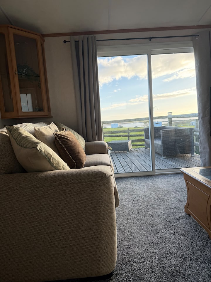 Ty Bach
Argoed 
Llanbedr - Harlech