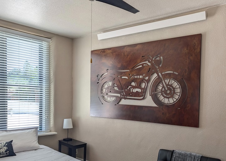Iron Rider Spacious Studio Suite Loft Hot Springs - Hot Springs, SD