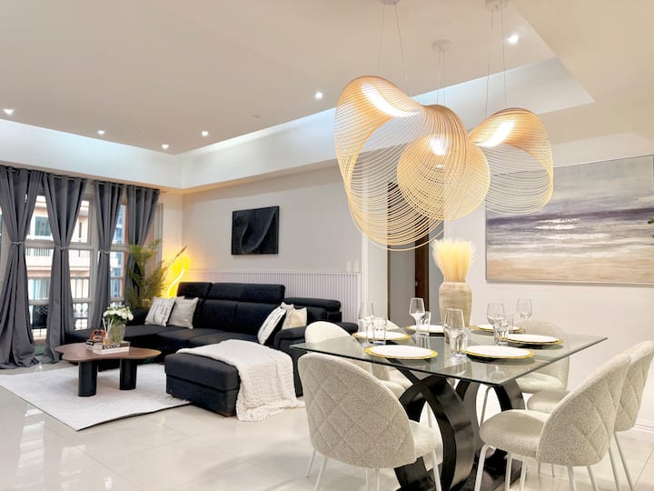 3br Freeparking @ Venicemall W/pool, Gym, Fastwifi - Taguig