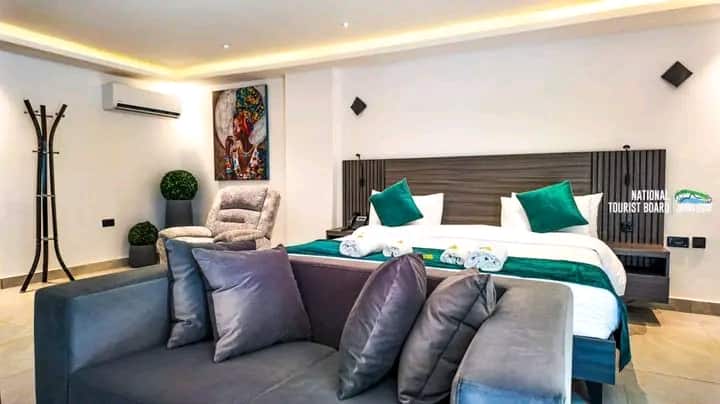 Hillside Hotel.
Accomodative And Relaxable - Sierra Leone