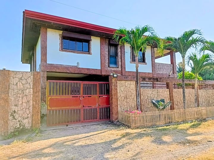 Manoy's House (Rm# 2) - Roxas City