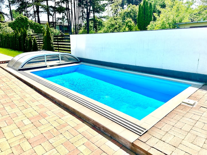Pine Apartment & Pool - Erkéllyel - Balatonvilágos