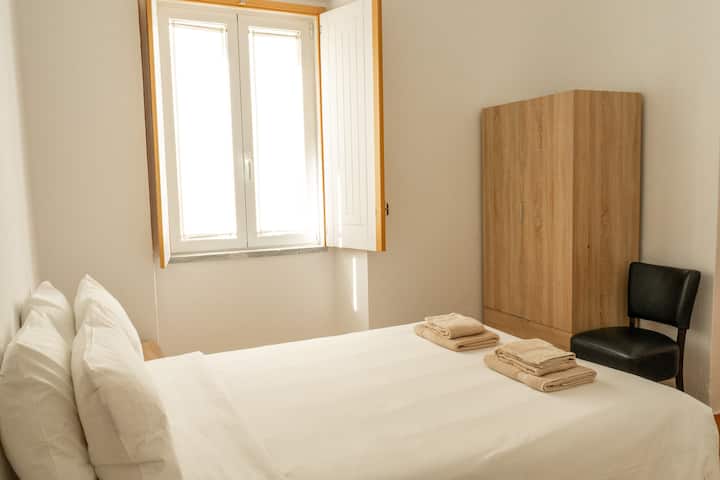 Hostel Old School - Quarto 4 Com Wc Privado - Lagos, Portugal