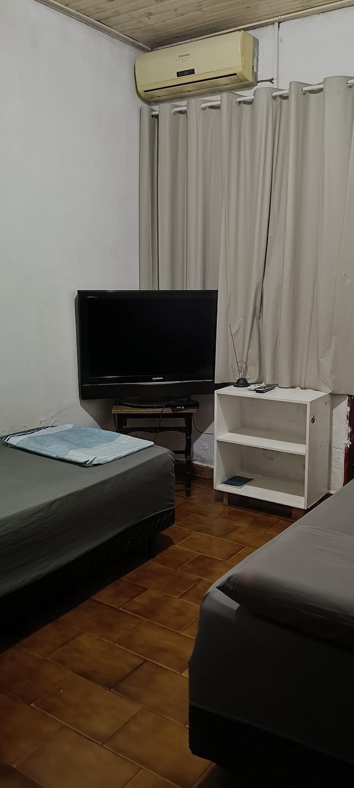 Quarto Duplo Ou Individual - Barreiras