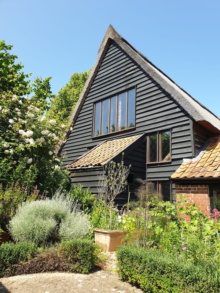 Fully Accessible, Light, Spacious Barn On A Farm - Suffolk