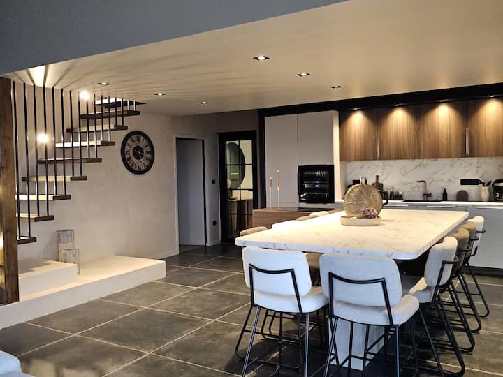 Télétravail Au Calme Avec Piscine Intérieure & Spa - Hazebrouck