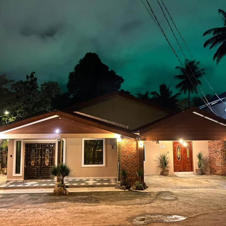 Cozy Kampung Stay Near Cenang. Peaceful & Comfy - Pantai Cenang