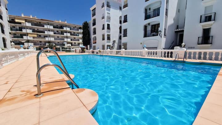 Beautiful Beachfront 2 Br Apt - Casares