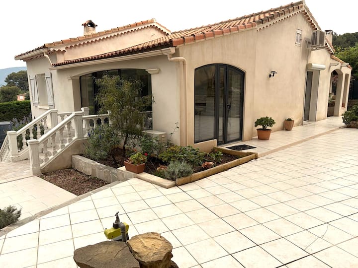 Villa Climatisée 10 Pers- Mer à Pied & Sanary - Bandol