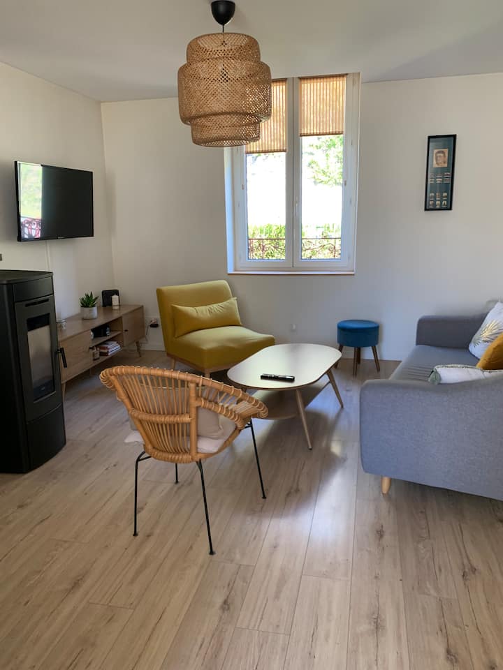 La Petite Maison Au Portail Rouge - Montignac